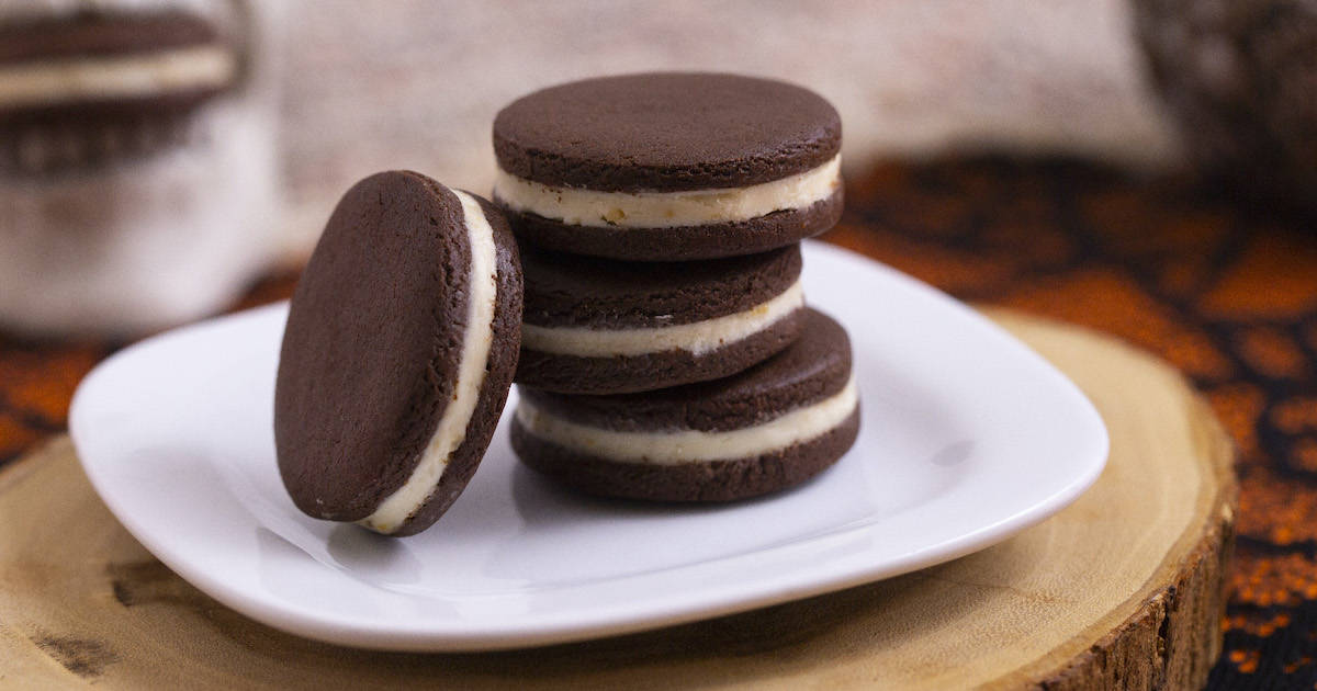 Homemade Oreos - Mind Over Munch