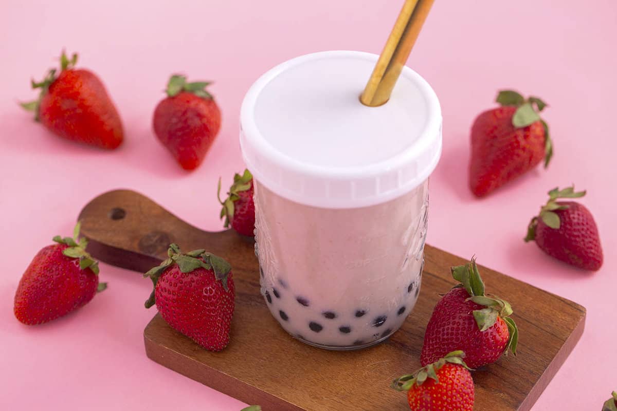 Strawberry Boba Tea Recipe - Mind Over Munch