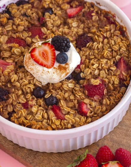 The Best Baked Oatmeal + 7 Recipes - Mind Over Munch