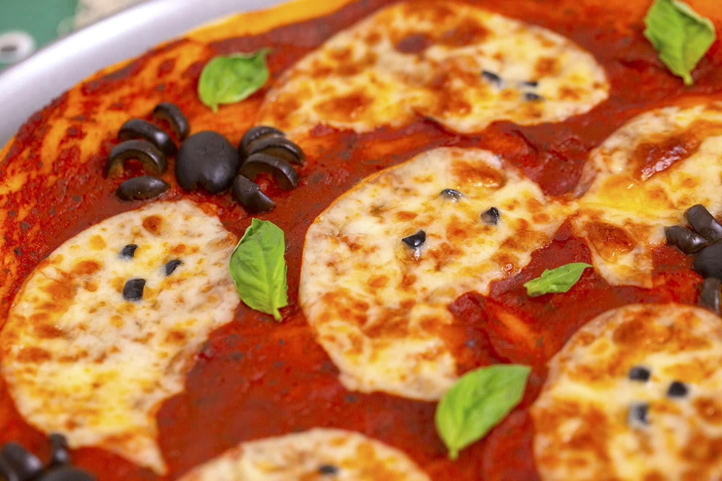 Halloween Ghost Pizza - Mind Over Munch