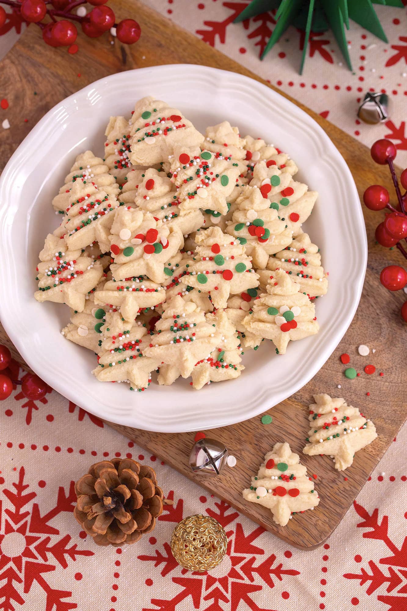 Classic Christmas Spritz Cookies - Mind Over Munch
