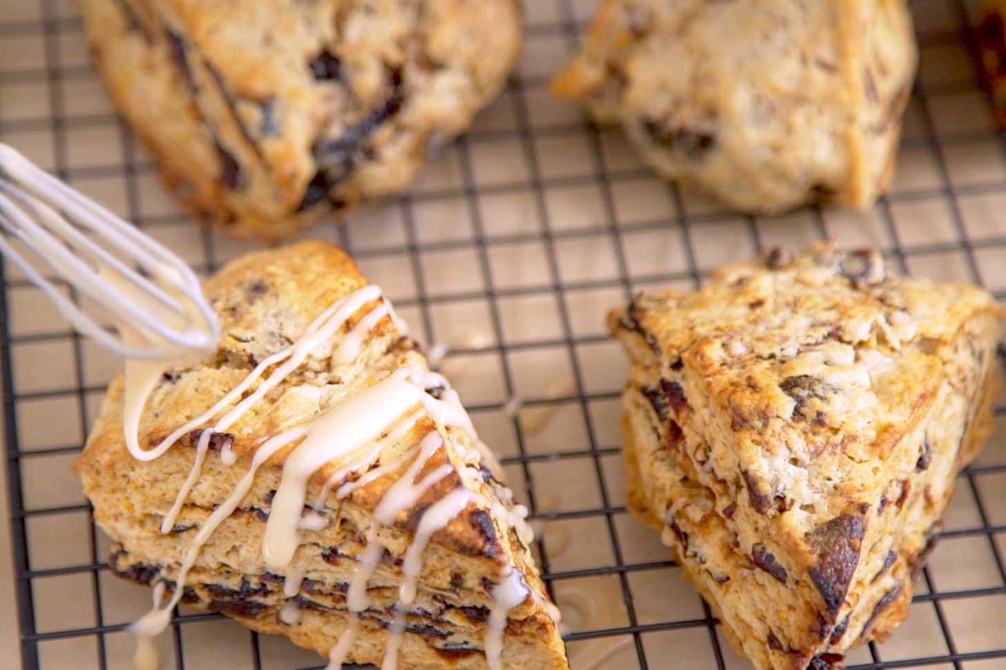 Easy 3-Ingredient Powdered Sugar Icing - Mind Over Munch
