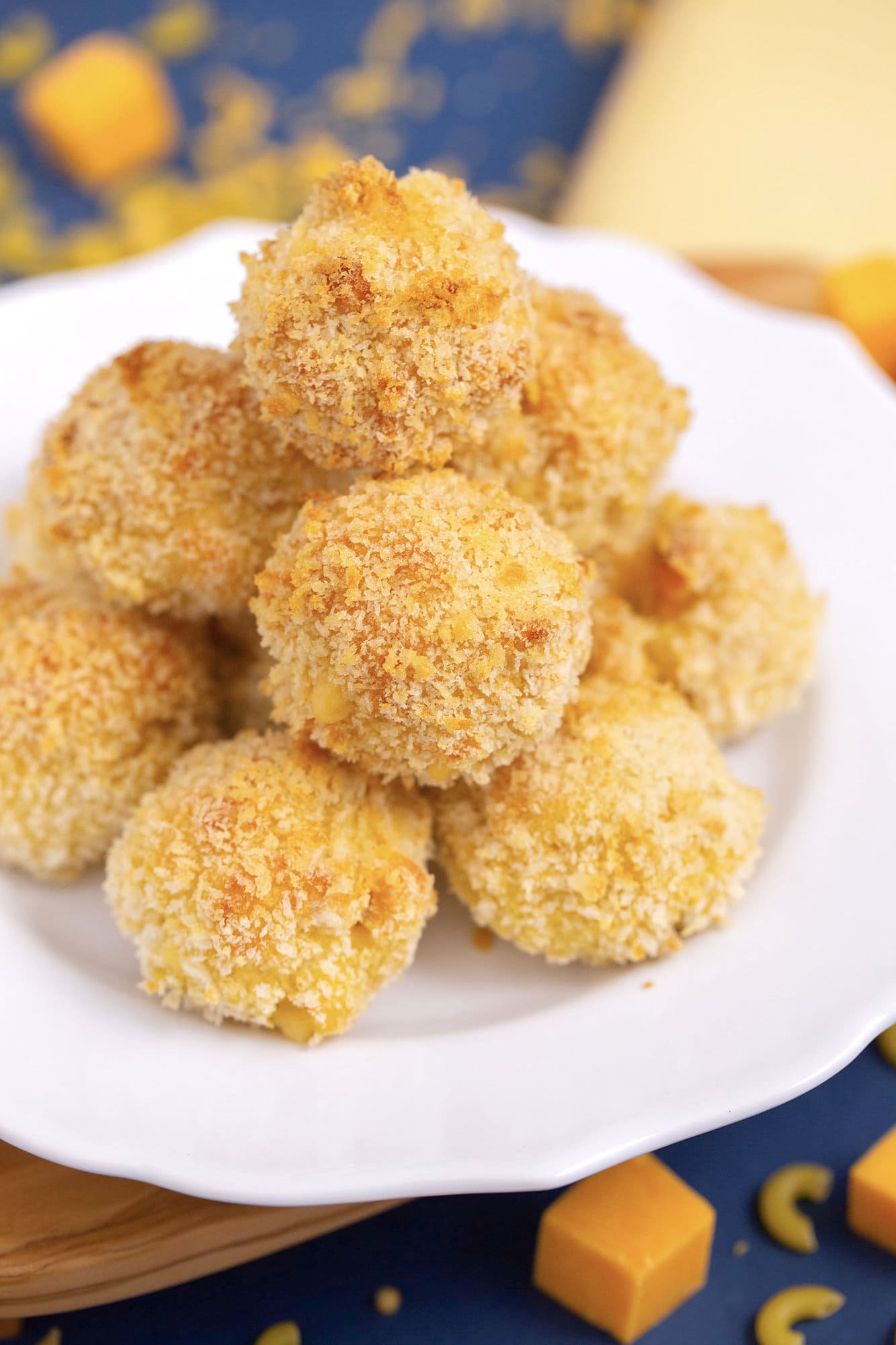 Crispy Baked Mac and Cheese Bites - Mind Over Munch